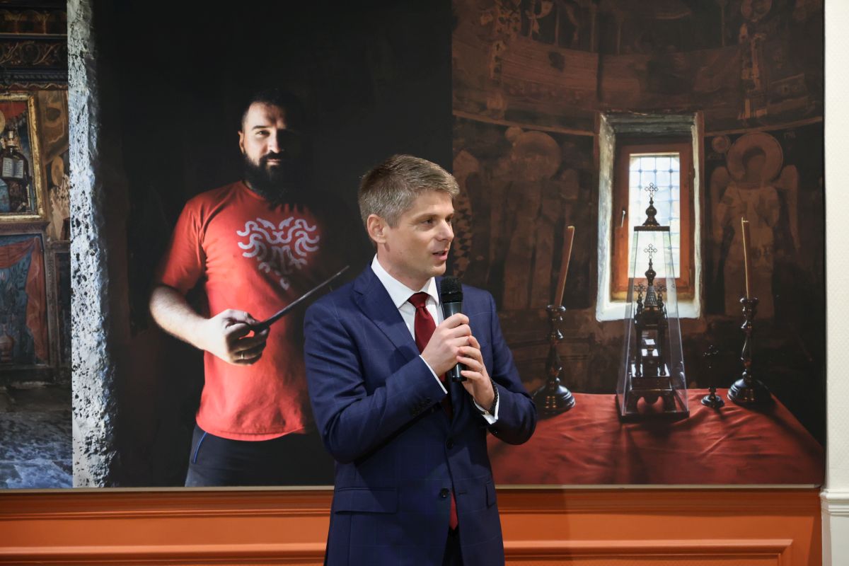 ARNO GUJON: Otvaranje izložbe „Susreti sa poslednjim Srbima na Кosovu ...